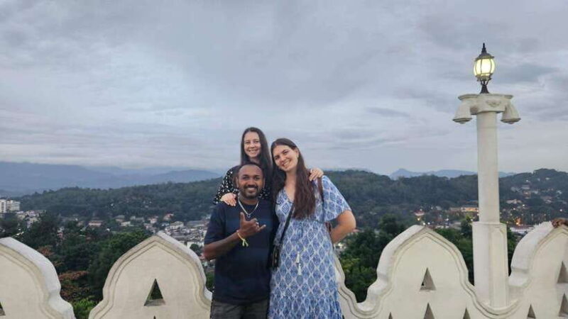Kandy: Private Guided Tour of the City by Tuk-Tuk - Who Will Love This Tour?