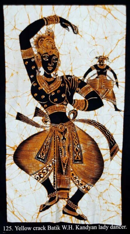 Kandy: Shopping & Street Food Tour by Tuk Tuk (Local Guide) - Key Points