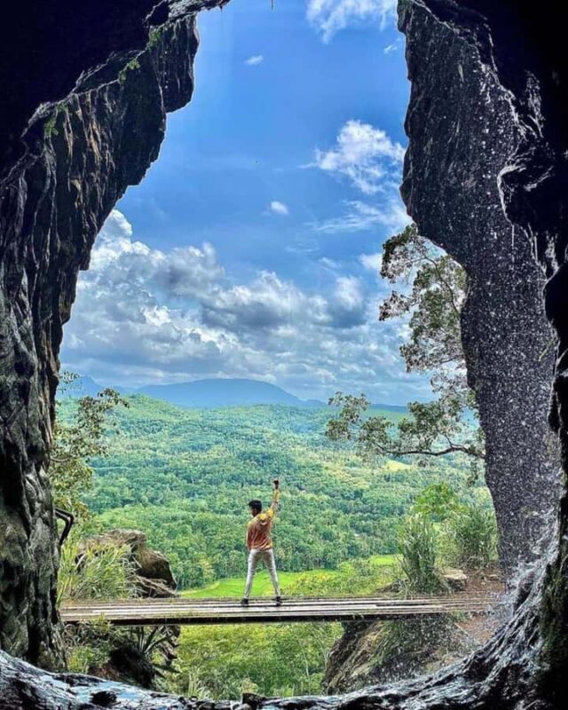 Kandy: Temple of Tooth, Train Ride, & Cave Waterfall Tour - The Sum Up