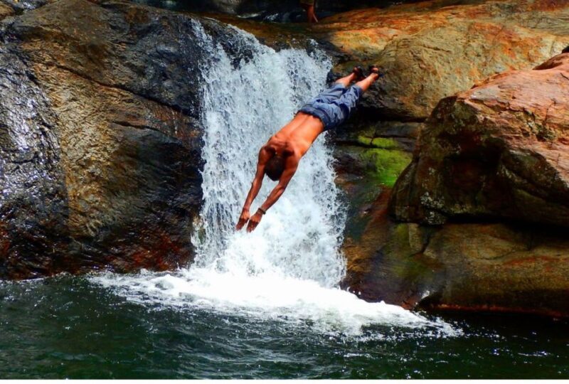 Kandy to Knuckles: Overnight Trekking & Hiking Adventure - The Experience of Guides and Groups