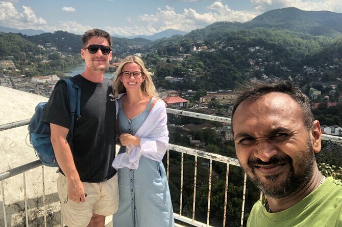Kandy TukTuk tour with Local Tour Guide - The Value of a Guided TukTuk Experience