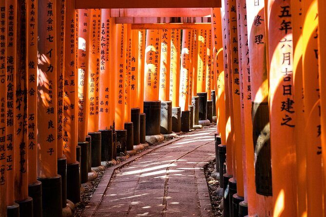 Kansai Day Trip Nara Deer, Torii Gates and Arashiyama - Fushimi Inari Taisha: The Iconic Torii Tunnels