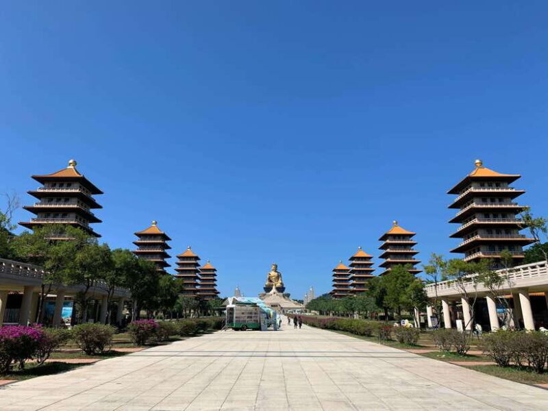 Kaohsiung: Private City Tour with Fo Guang Shan Museum - The Experience & Guides