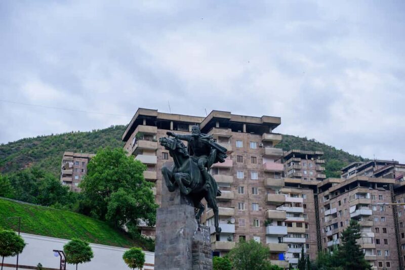 Kapan Walking Art Tour - Who Will Get the Most Out of This Tour?