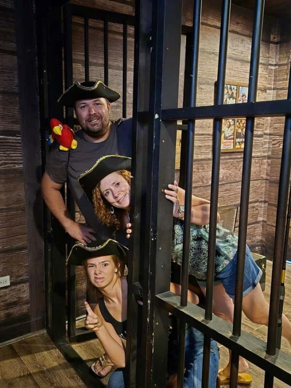Kapolei: Blackbeard's Escape Room Experience - What Is the Blackbeard’s Escape Room Experience?