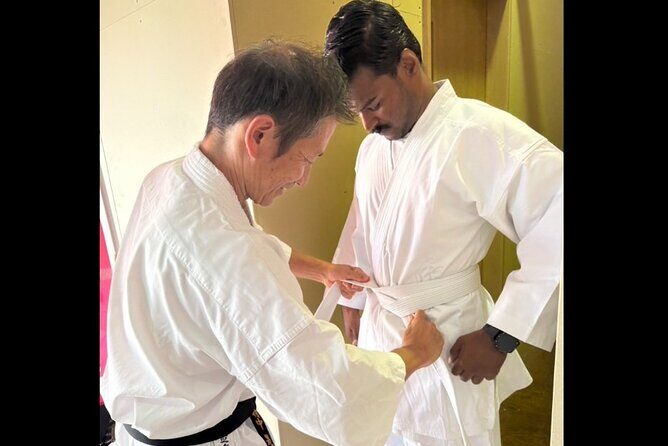 Karate Experience in Kanazawa Break Tiles and Get a Black Belt - Analyzing the Value