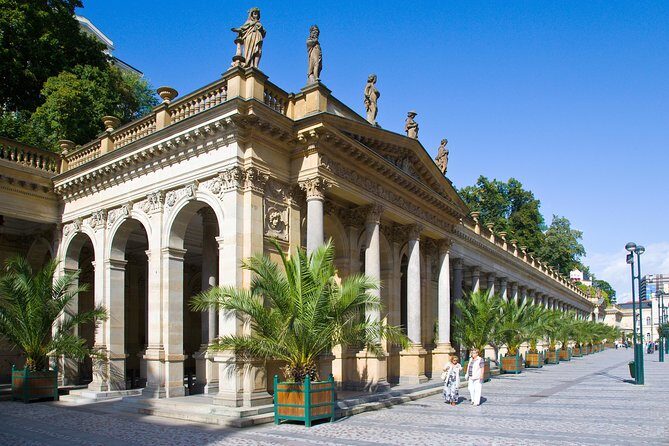 Karlovy Vary Full Day Tour from Prague - FAQ
