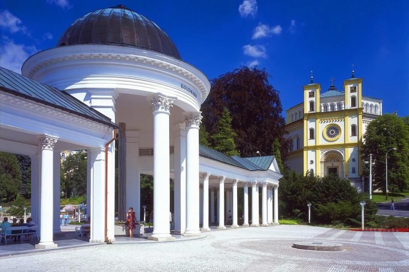 Karlovy Vary & Marianske Lazne Tour from Prague with Lunch - Who Will Love This Tour?
