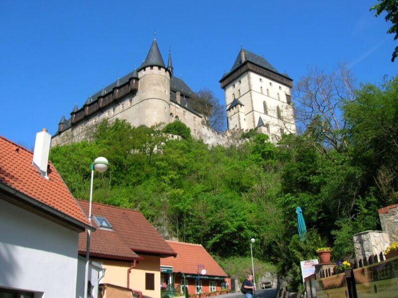 Karlstejn Castle & Crystal Manufactory - Private Tour - FAQ