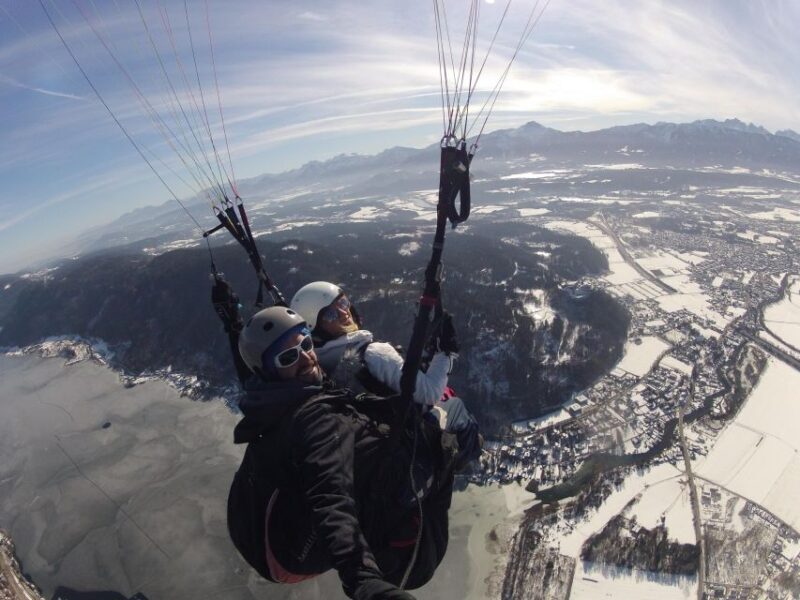Kärnten/Villach: Tandem Paragliding Flight - The Experience Provider: Adventure Wings Ossiachersee