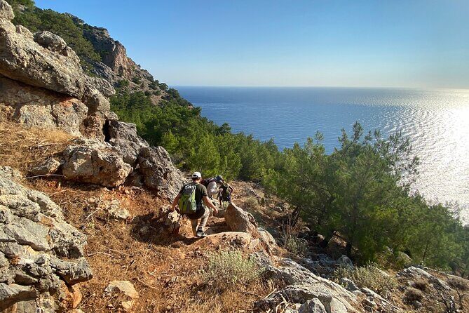Karpathos Aperi Limniotis Cave Hike for stalagmites / stalactites - FAQs