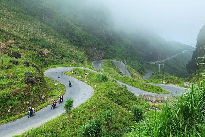 Karst Plateau Geopark Tour 4 Days and 3 Nights from Hanoi - Key Points