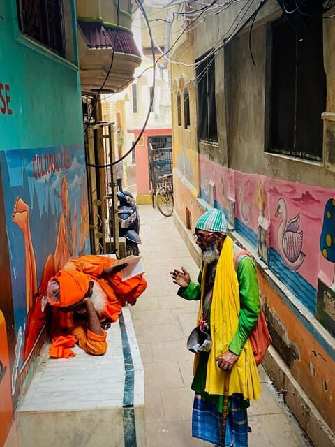 Kashi :: Heritage Walk into old city with morning boat ride - Who Will Love This Tour?