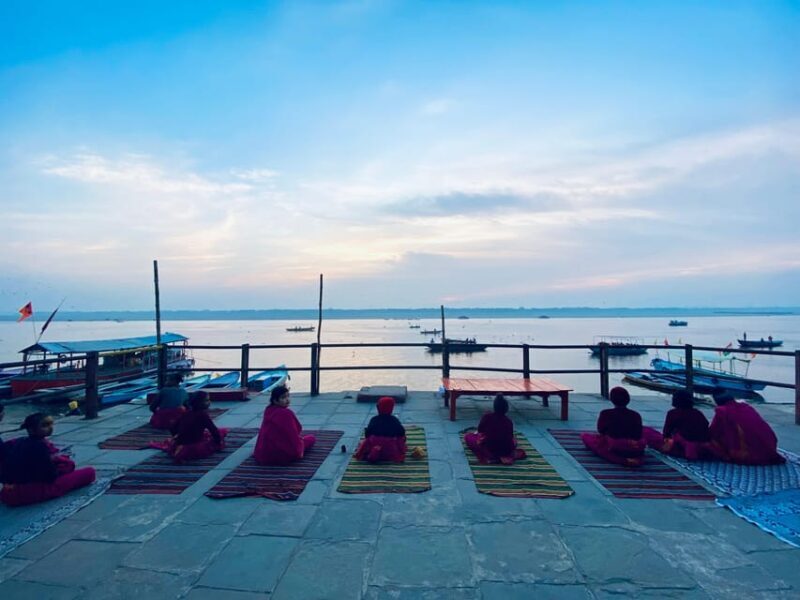 Kashi :: Heritage Walk into old city with morning boat ride - The Sum Up