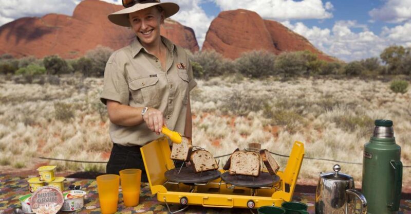 Kata Tjuta: Small Group Sunrise Tour with Picnic Breakfast - Visiting Walpa Gorge and Exploring the Environment