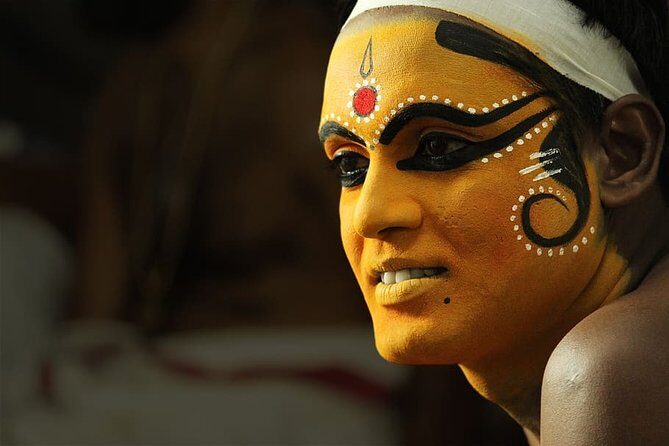 Kathakali Classical Dance Performance with Dinner - Key Points