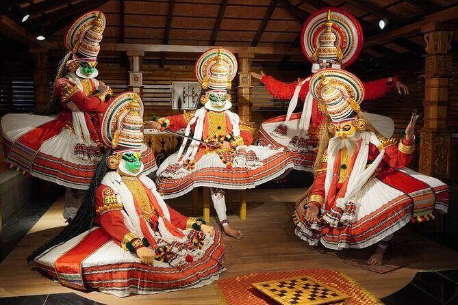 Kathakali Dance Show in Kochi with Dinner and Hotel Pick Up - Key Points