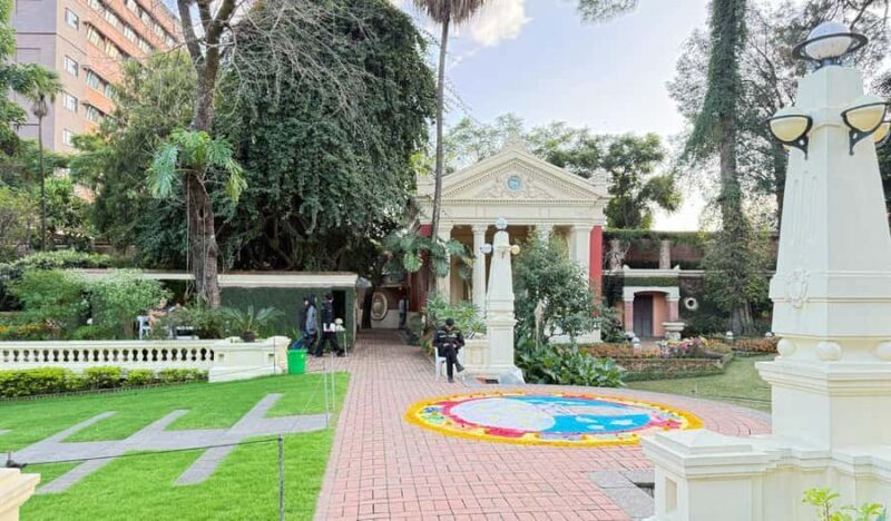 Kathmandu: Ason, Thamel & Garden of Dreams Walking Tour - Exploring the Tour in Detail