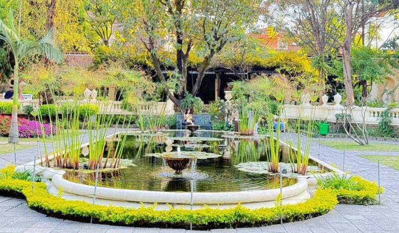 Kathmandu: Ason, Thamel & Garden of Dreams Walking Tour - Who Should Consider This Tour?