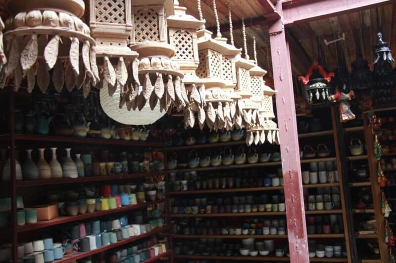 Kathmandu: Bhaktapur Clay Art, Nepali Lunch and Folk Music - Authenticity and Visitor Feedback