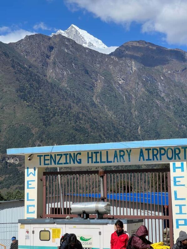 Kathmandu: Daily Everest base camp helicopter tour flight - An Unforgettable Himalayan Airborne Adventure