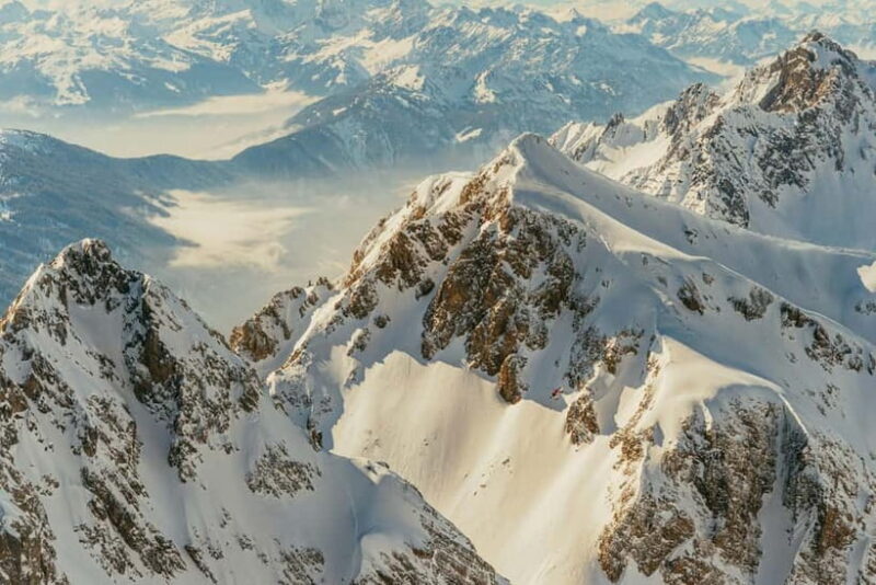 Kathmandu: Everest Base Camp Helicopter Tour with Breakfast - Key Points