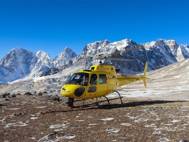 Kathmandu: Everest Base Camp Helicopter Tour with Landings - An In-Depth Look at the Everest Helicopter Tour