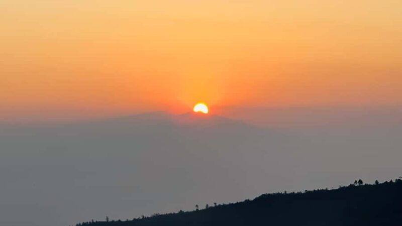 Kathmandu: Nagarkot Sunrise, Telkot Hike & Bhaktapur Tour - Kathmandu: Nagarkot Sunrise, Telkot Hike & Bhaktapur Tour