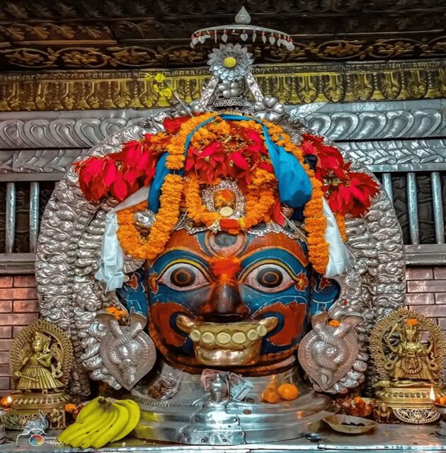 Kathmandu: Palace, Garden, Market & Stupa Near Thamel Tour - An Authentic Half-Day Journey Through Kathmandu