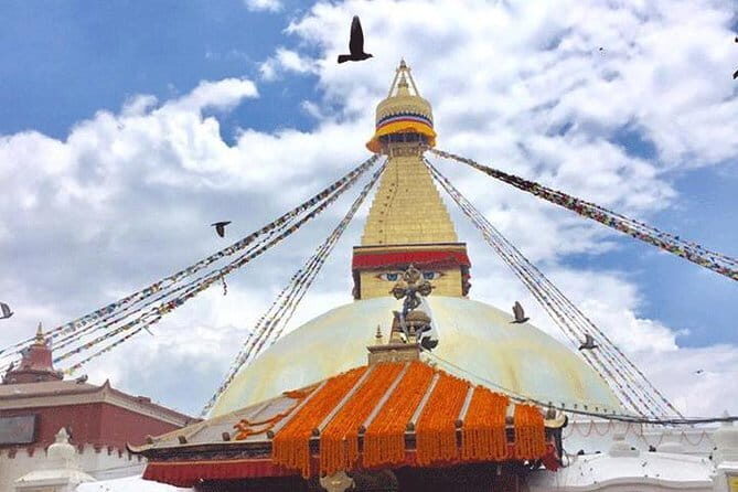 Kathmandu's 7 UNESCO Heritage Full-Day Private Tour - Admiring Changu Narayan: The Oldest Hindu Temple in the Valley