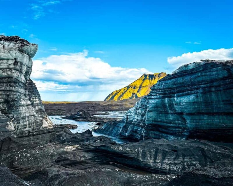 Katla Ice Cave Extended Guided Tour with Super Jeep - The Guides and Expertise