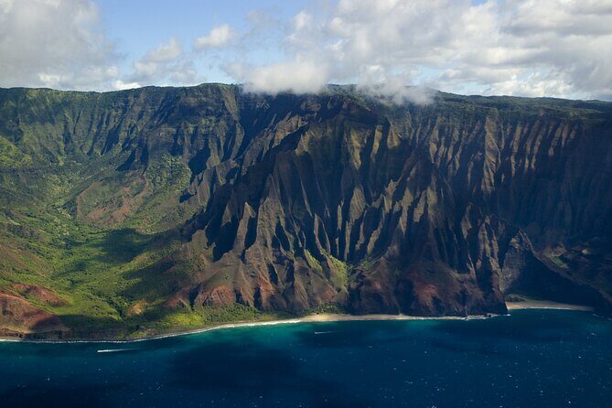 Kauai Airplane Tour: Na Pali Coast, Waterfalls & Window Seats - Frequently Asked Questions