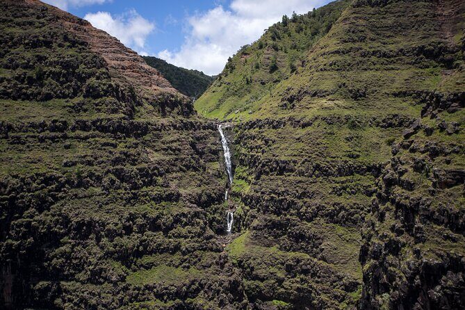 Kauai Deluxe Waterfall Safari: Helicopter Tour - What To Expect During the Flight