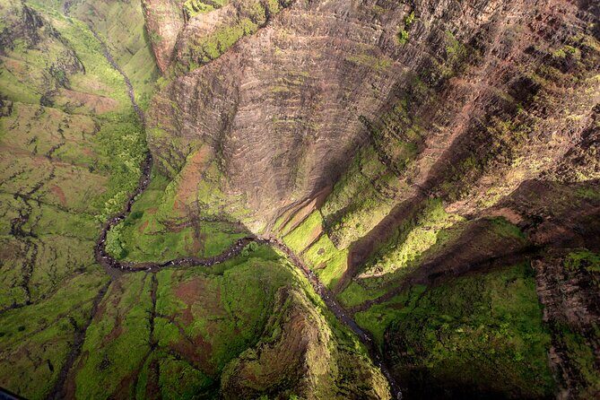 Kauai' Exclusive Helicopter Tour: Land & Explore Olokele Canyon - Authentic Experiences and Unique Access
