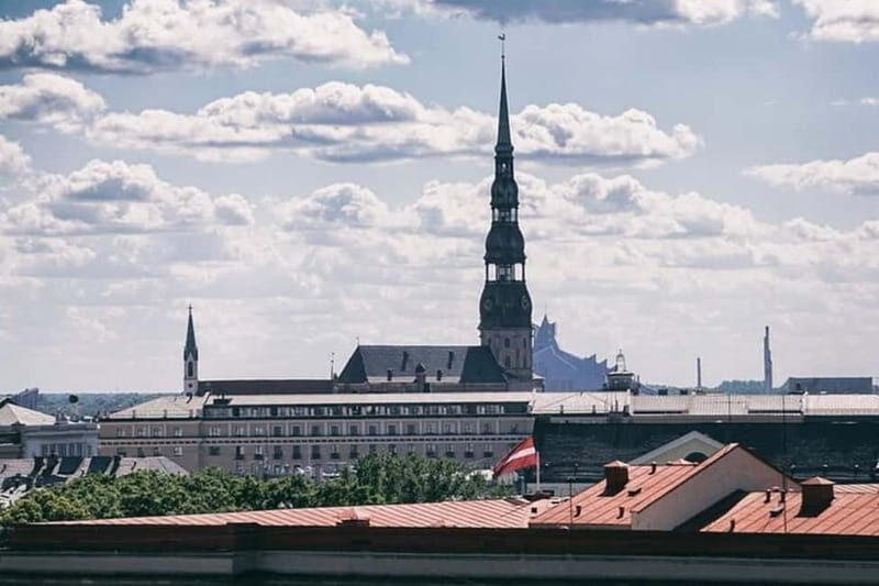 Kaunas : Sightseeing Walking Custom Tour with a Local Guide - What Makes This Tour Stand Out