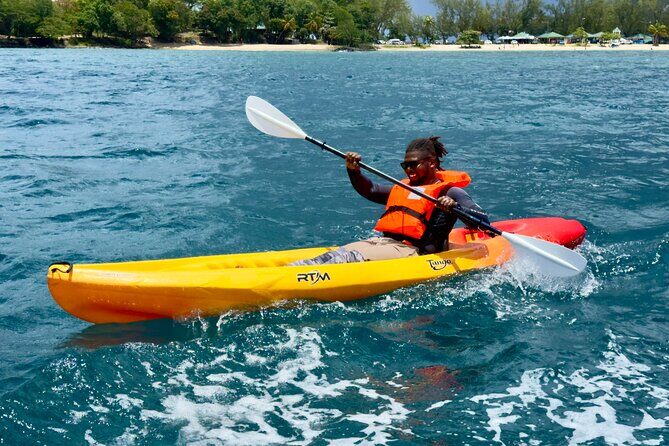 Kayak at Pigeon Island Beach St Lucia - Key Points