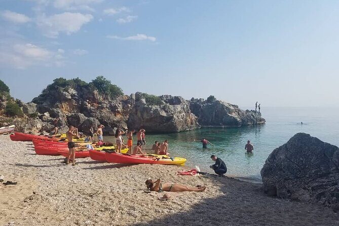 Kayak day in the coastline - Starting Point and Logistics