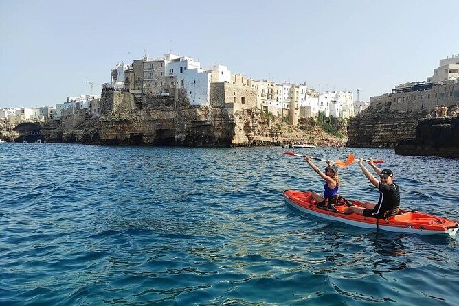 Kayak excursion in Polignano a Mare - The Paddling Experience