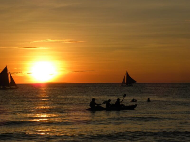 Kayak rental in the coast of Ognina in Syracuse - How the Tour Works and What to Expect