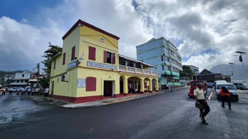 Kayak & Snorkel, Farm, & Hot Springs in Soufriere Volcano - Who Will Love This Tour?