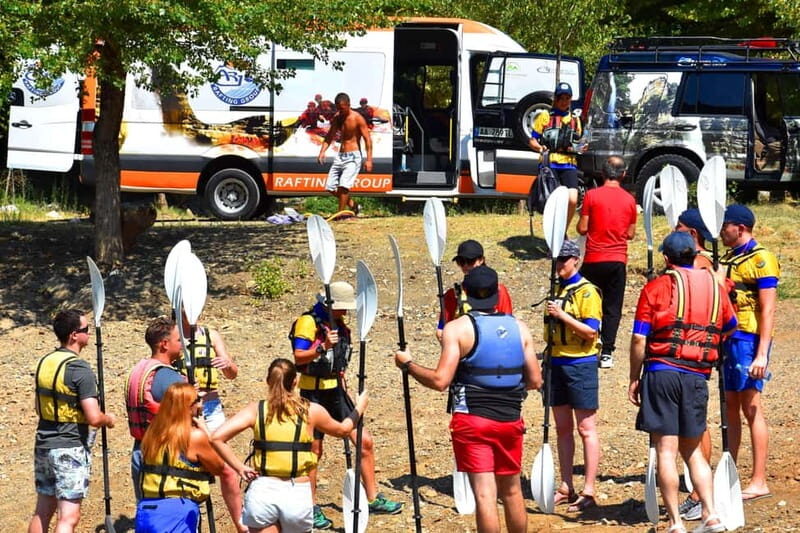 Kayak &SUP in Berat Lake, picnic lunch - Who Would Love This Tour?