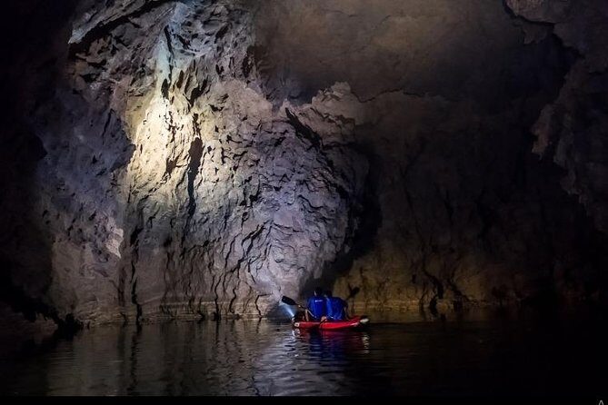 Kayaking 4500m Phong Nha cave - Key Points