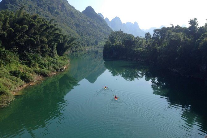 Kayaking Activity in Yangshuo Park, China - Key Points