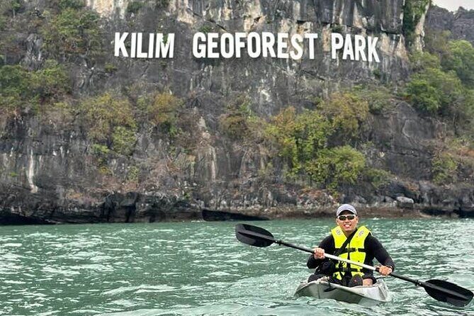 Kayaking Kilim Mangrove Geoforest - Who is this tour best suited for?