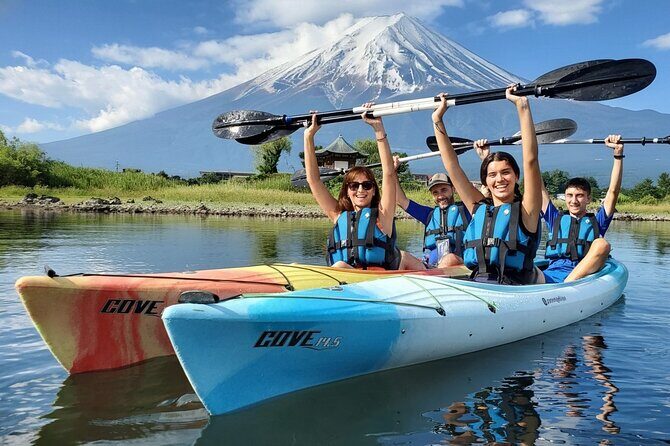 Kayaking on Lake Kawaguchiko with Mt. Fuji views - Introduction