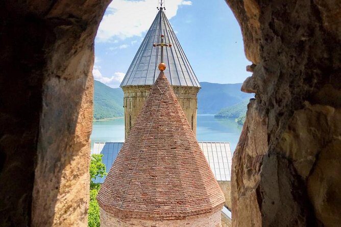 Kazbegi Day Trip (Jinvali, Ananuri, Gudauri, Gergeti church) - Jinvali Reservoir: A Sparkling Start