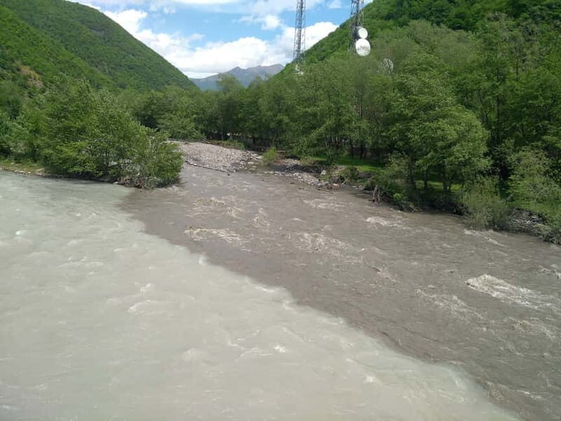 Kazbegi Day Trip (Jinvali, Ananuri, Gudauri, Gergeti church) - Final Thoughts: Is This Tour Right for You?