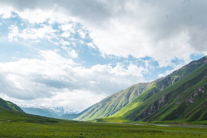 Kazbegi - One Day Private Trekking Tour to Truso Valley - Who Should Consider This Tour