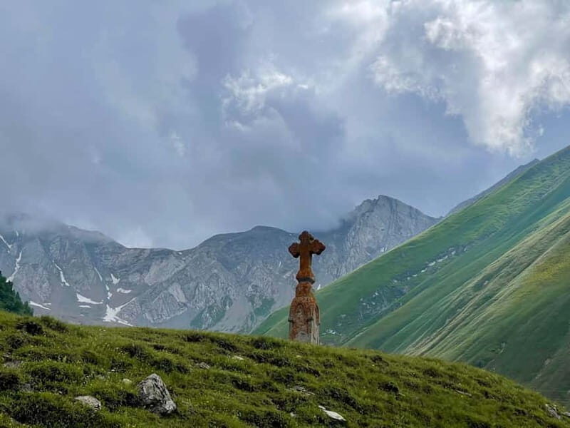 Kazbegi Region: Day Hikes - An In-Depth Look at the Kazbegi Day Hikes Experience