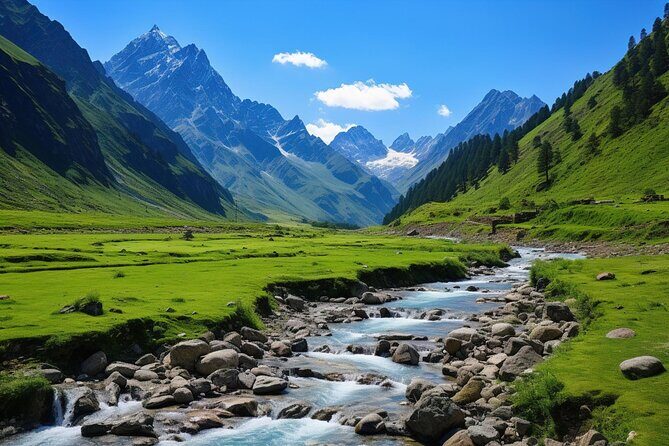 Kazbegi&Gudauri Small group tour including hotel pick up/drop-off - Key Points